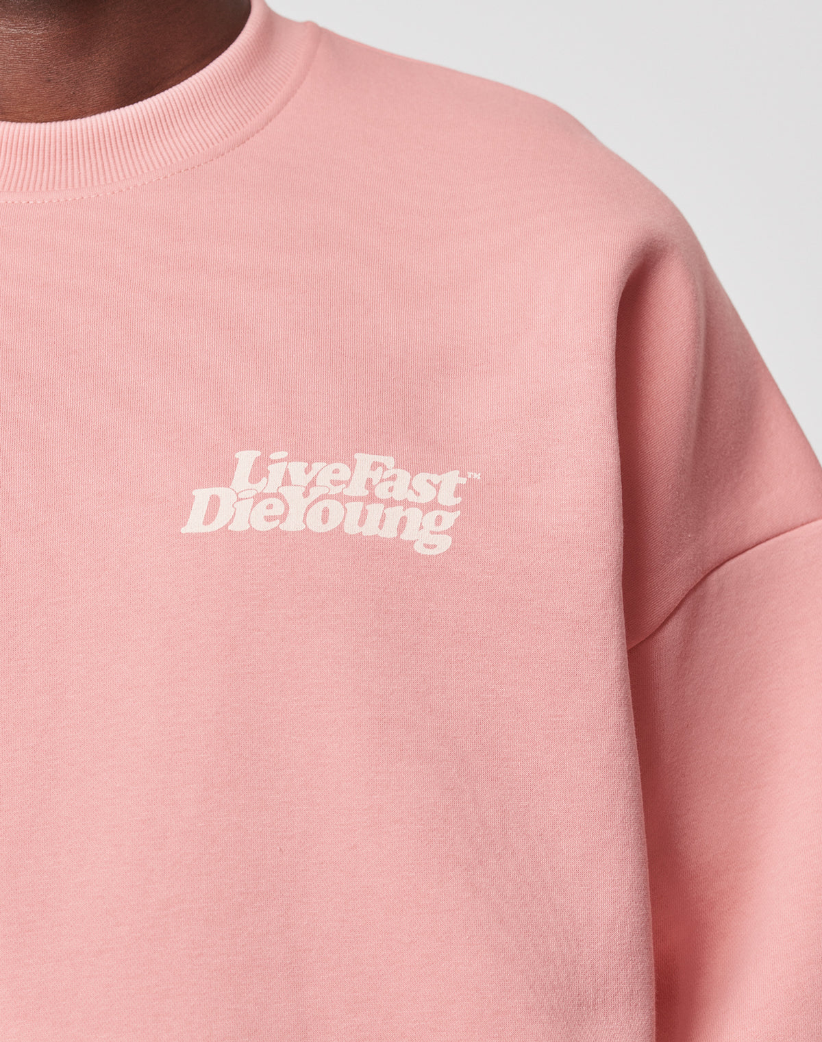 Basic Sweaters – LIVE FAST DIE YOUNG