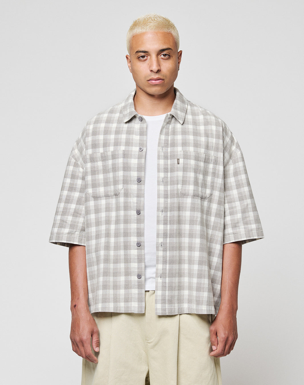 LIVE FAST DIE YOUNG – Authentic Streetwear by LFDY