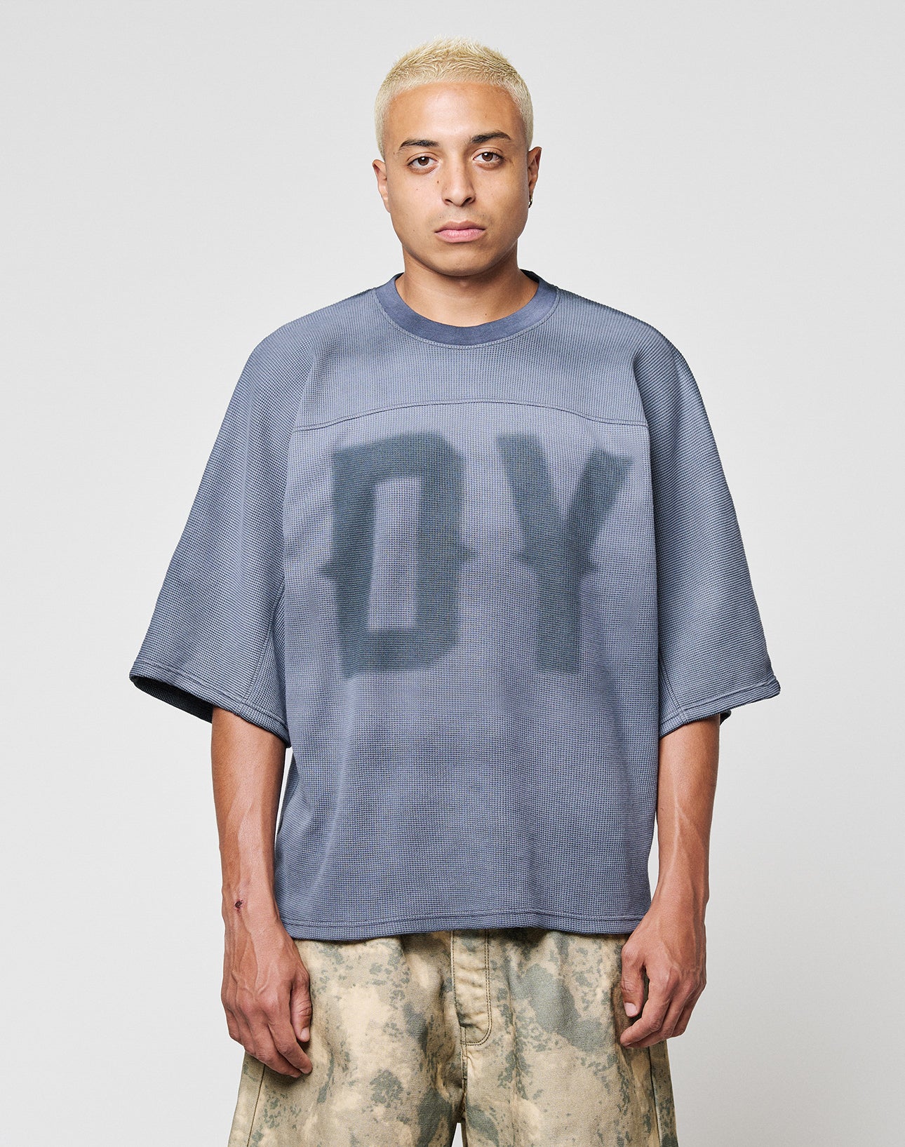 LIVE FAST DIE YOUNG – Authentic Streetwear by LFDY