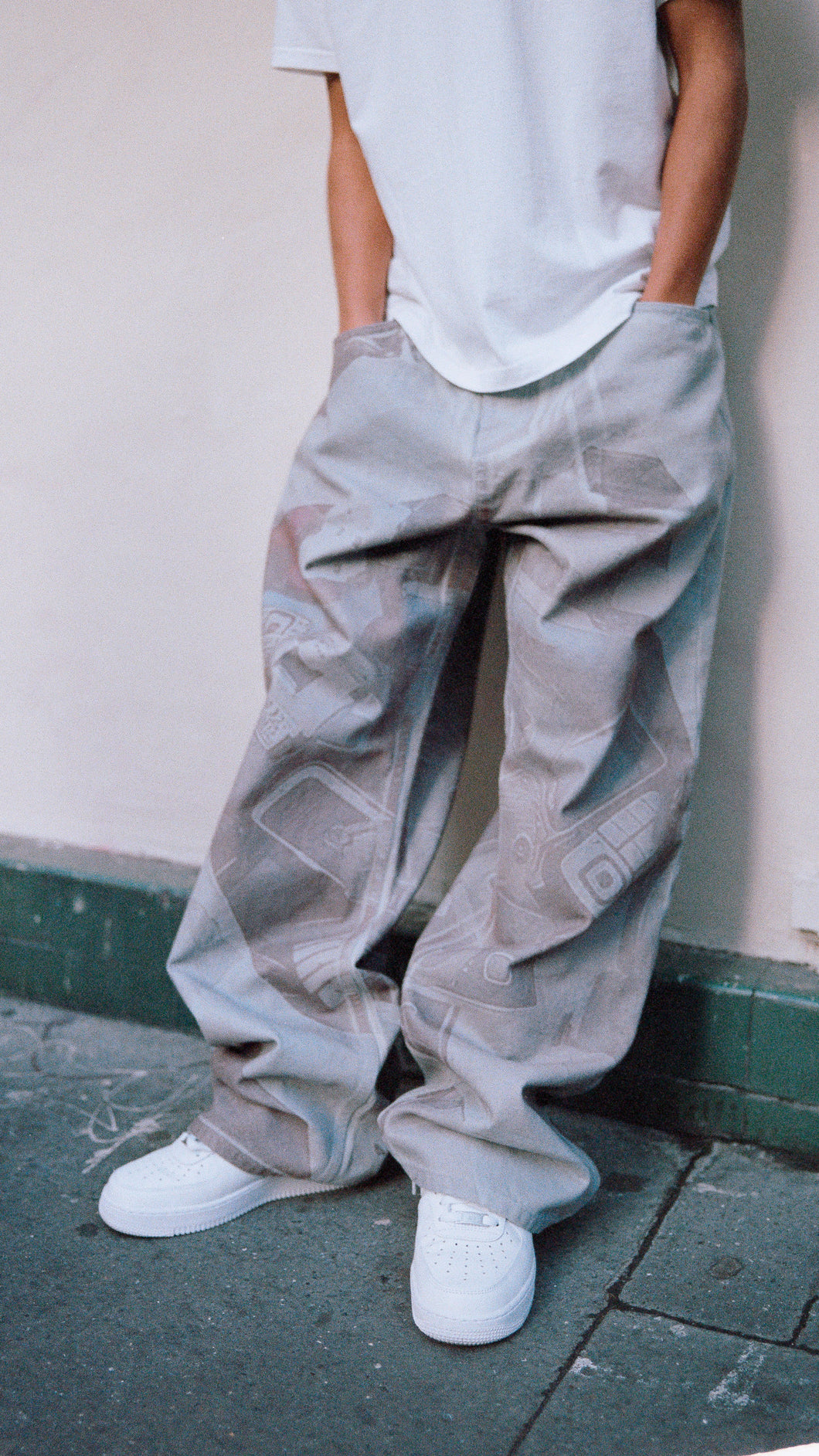 LFDY: Live Fast Die Young – LIVE FAST DIE YOUNG